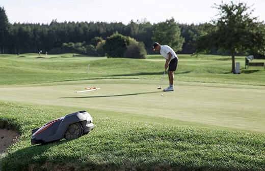 8 Best Robot Lawn Mowers for 2025 - Sumo Gardener