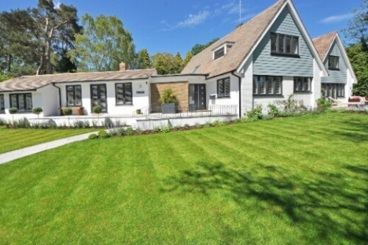 How To Level a Bumpy Lawn - Causes and Fixes | Sumo Gardener